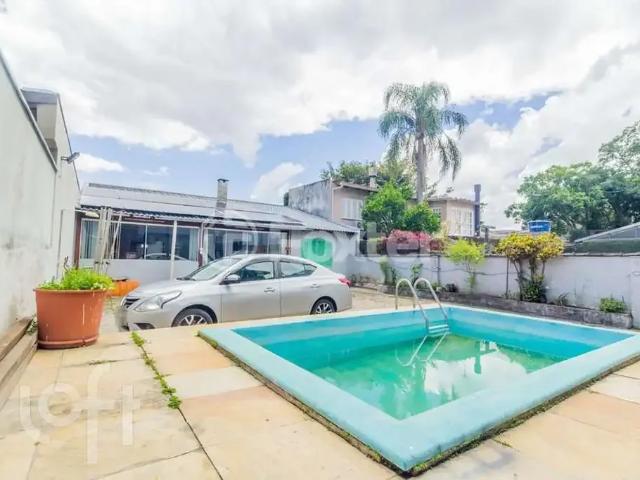 Casa / Sobrado para Venda em Porto Alegre/RS Ipanema 3 Quartos