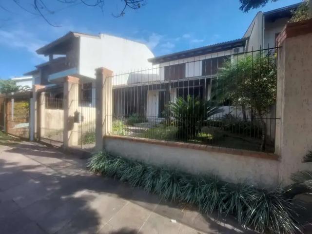 Casa / Sobrado para Venda em Porto Alegre/RS Ipanema 3 Quartos