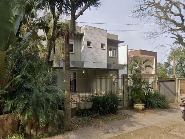 Casa / Sobrado para Venda em Porto Alegre/RS Ipanema 3 Quartos