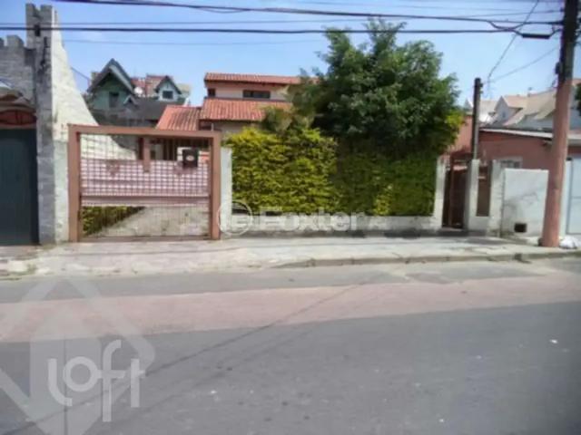 Casa / Sobrado para Venda em Porto Alegre/RS Ipanema 4 Quartos