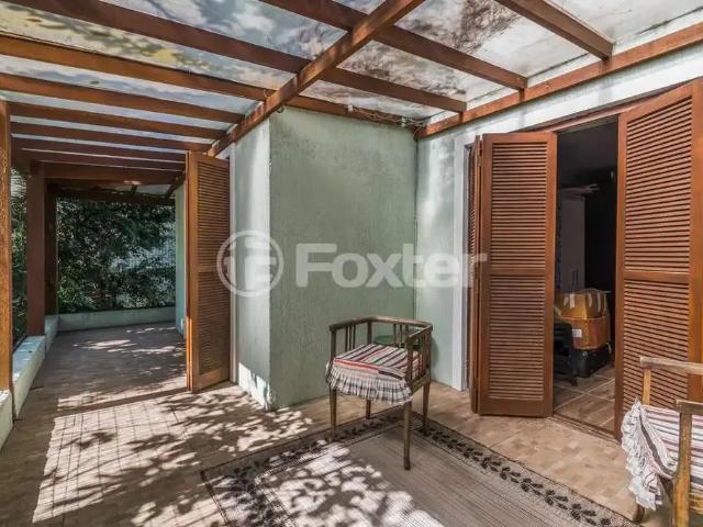 Casa / Sobrado para Venda em Porto Alegre/RS Ipanema 4 Quartos