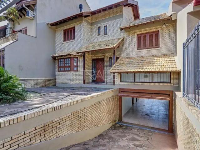 Casa / Sobrado para Venda em Porto Alegre/RS Ipanema 4 Quartos