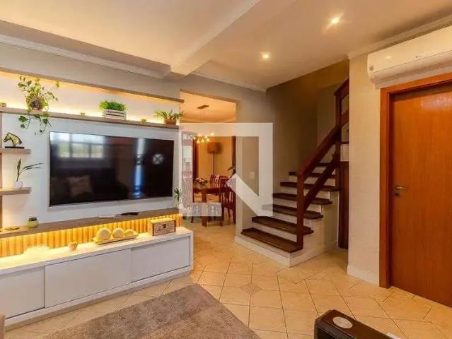 Casa / Sobrado para Venda em Porto Alegre/RS Ipanema 4 Quartos