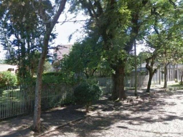 Casa / Sobrado para Venda em Porto Alegre/RS Ipanema 4 Quartos