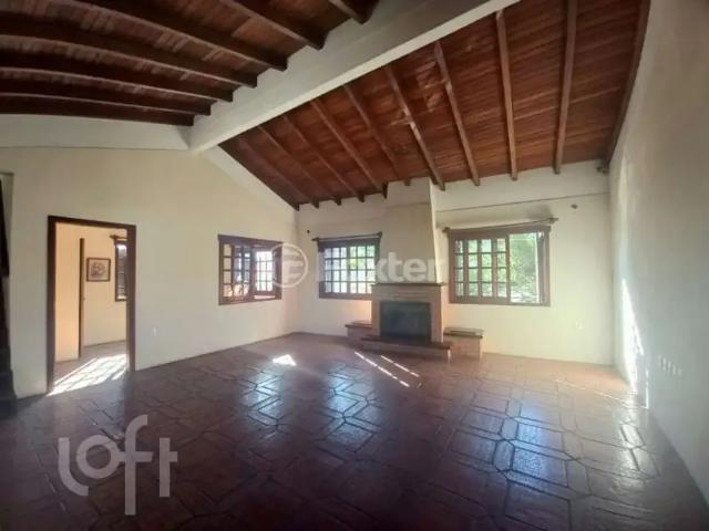 Casa / Sobrado para Venda em Porto Alegre/RS Ipanema 4 Quartos