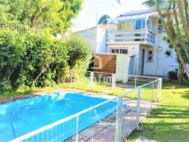 Casa / Sobrado para Venda em Porto Alegre/RS Ipanema 4 Quartos