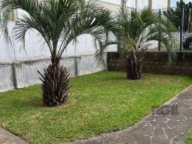 Casa / Sobrado para Venda em Porto Alegre/RS Ipanema 4 Quartos