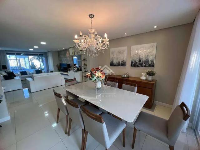Casa / Sobrado para Venda em Porto Alegre/RS Ipanema 4 Quartos