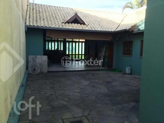 Casa / Sobrado para Venda em Porto Alegre/RS Ipanema 4 Quartos