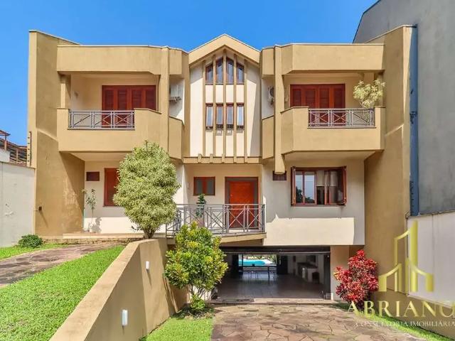 Casa / Sobrado para Venda em Porto Alegre/RS Ipanema 4 Quartos