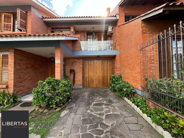 Casa / Sobrado para Venda em Porto Alegre/RS Ipanema 4 Quartos