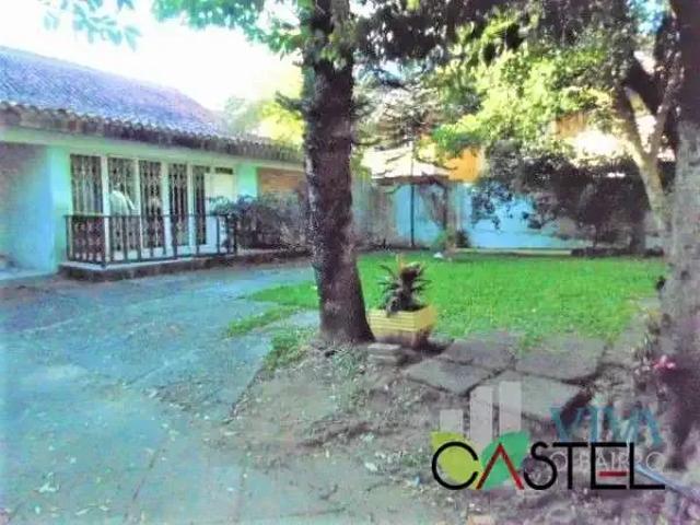 Casa / Sobrado para Venda em Porto Alegre/RS Ipanema 4 Quartos