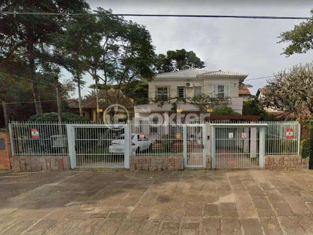 Casa / Sobrado para Venda em Porto Alegre/RS Ipanema 4 Quartos