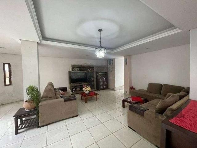 Casa / Sobrado para Venda em Porto Alegre/RS Ipanema 4 Quartos