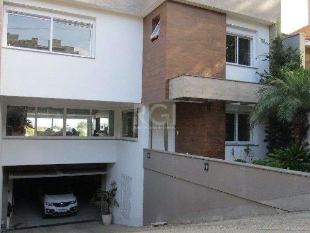 Casa / Sobrado para Venda em Porto Alegre/RS Ipanema 4 Quartos