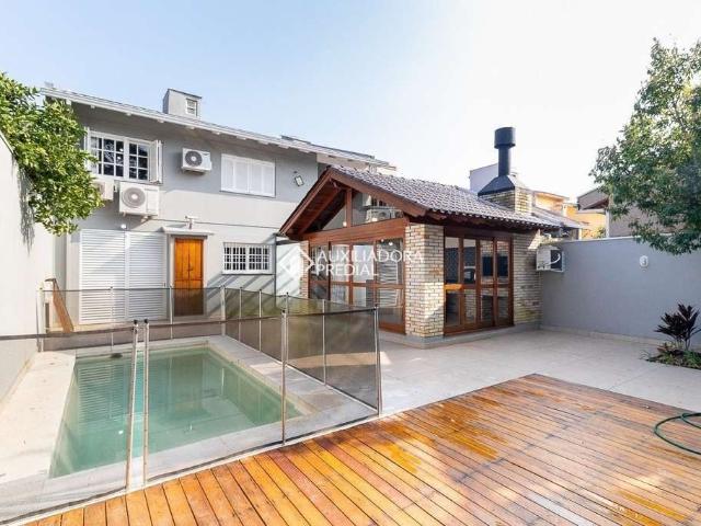Casa / Sobrado para Venda em Porto Alegre/RS Ipanema 3 Quartos