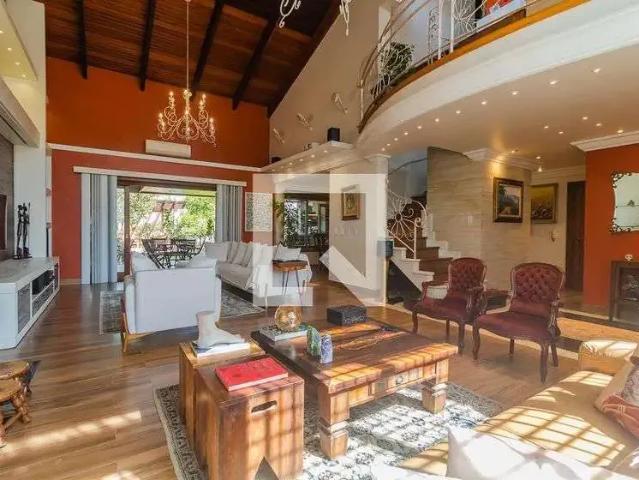 Casa / Sobrado para Venda em Porto Alegre/RS Ipanema 5 Quartos