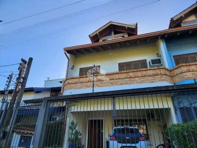 Casa / Sobrado para Venda em Porto Alegre/RS Ipanema 5 Quartos