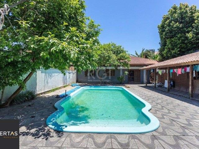 Casa / Sobrado para Venda em Porto Alegre/RS Ipanema 5 Quartos