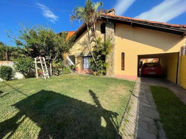 Casa / Sobrado para Venda em Porto Alegre/RS Ipanema 5 Quartos