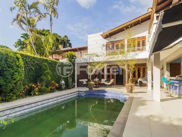 Casa / Sobrado para Venda em Porto Alegre/RS Ipanema 6 Quartos