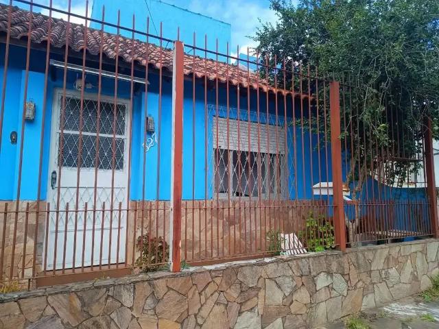 Casa / Sobrado para Venda em Porto Alegre/RS Jardim Carvalho 3 Quartos