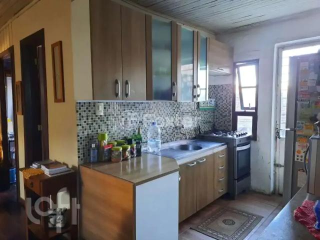 Casa / Sobrado para Venda em Porto Alegre/RS Jardim Carvalho 2 Quartos