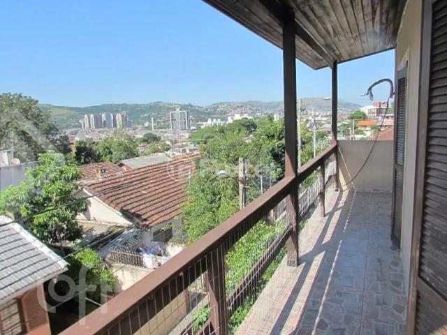 Casa / Sobrado para Venda em Porto Alegre/RS Jardim Carvalho 4 Quartos