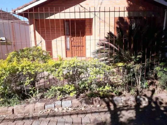Casa / Sobrado para Venda em Porto Alegre/RS Jardim do Salso 3 Quartos