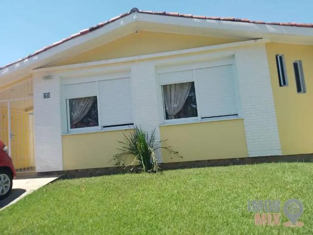Casa / Sobrado para Venda em Porto Alegre/RS Jardim Europa 3 Quartos