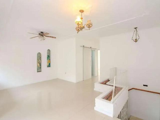 Casa / Sobrado para Venda em Porto Alegre/RS Jardim Floresta 3 Quartos