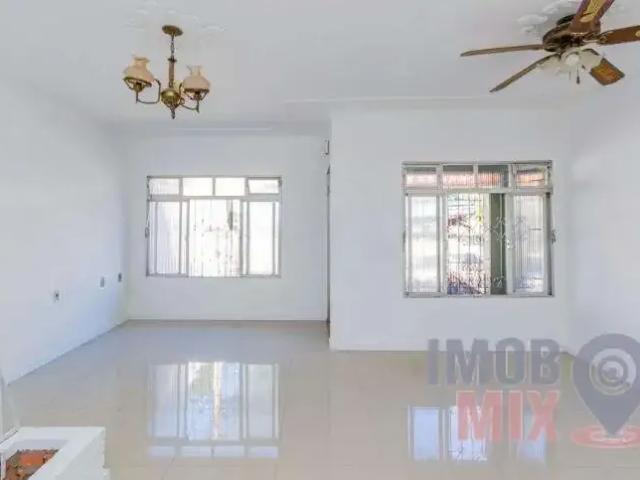 Casa / Sobrado para Venda em Porto Alegre/RS Jardim Floresta 3 Quartos