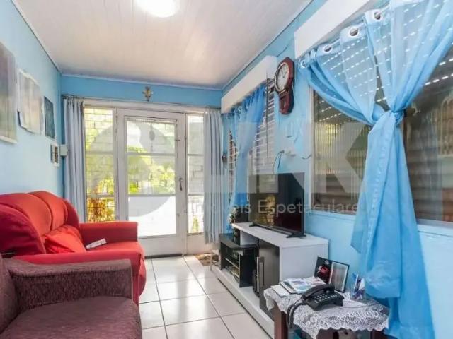 Casa / Sobrado para Venda em Porto Alegre/RS Jardim Floresta 2 Quartos
