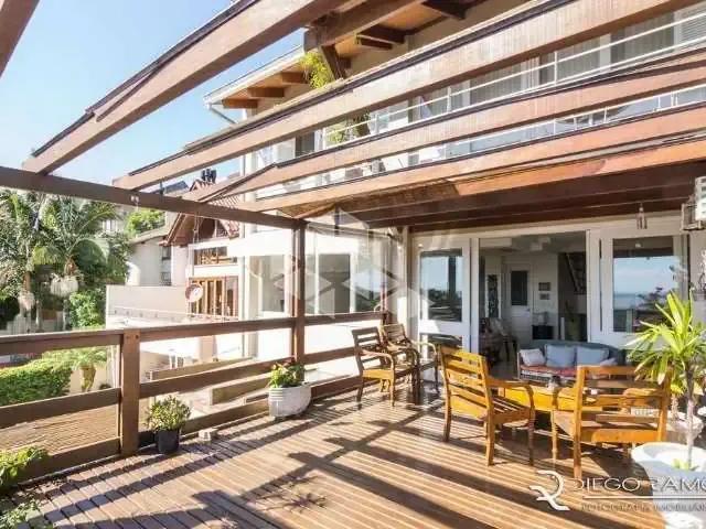 Casa / Sobrado para Venda em Porto Alegre/RS Jardim Isabel 3 Quartos