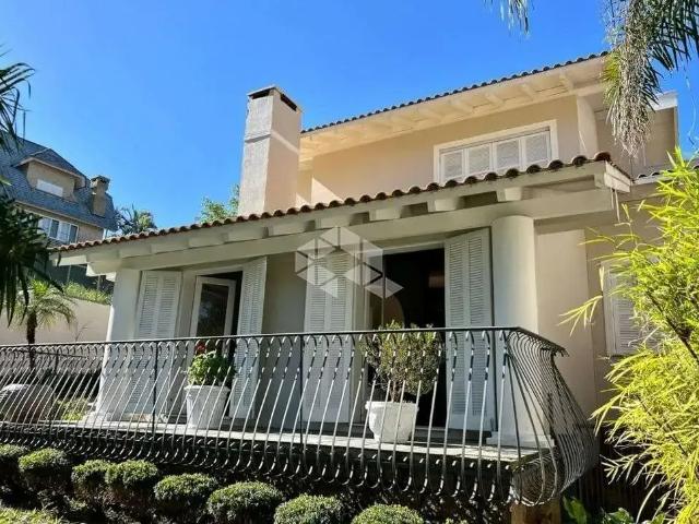Casa / Sobrado para Venda em Porto Alegre/RS Jardim Isabel 3 Quartos