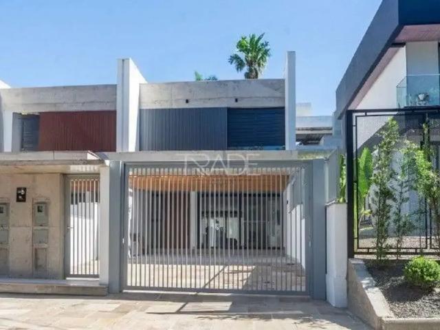 Casa / Sobrado para Venda em Porto Alegre/RS Jardim Isabel 3 Quartos