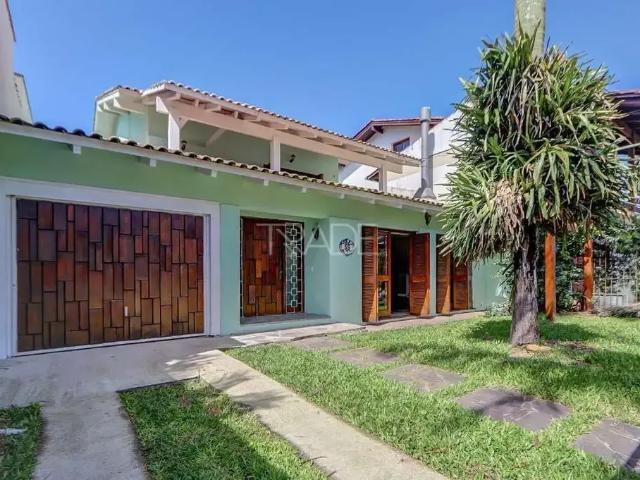 Casa / Sobrado para Venda em Porto Alegre/RS Jardim Isabel 3 Quartos