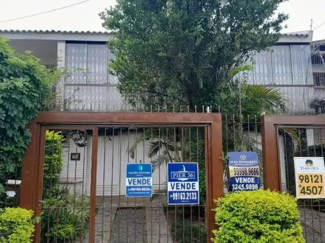 Casa / Sobrado para Venda em Porto Alegre/RS Jardim Isabel 3 Quartos
