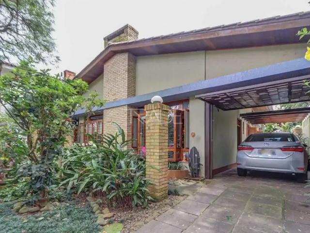 Casa / Sobrado para Venda em Porto Alegre/RS Jardim Isabel 3 Quartos