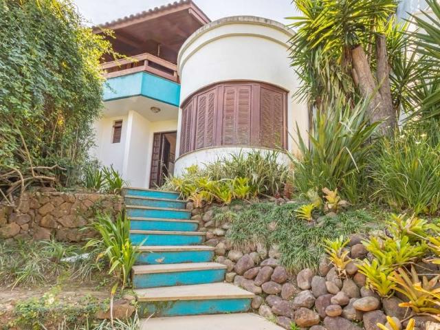 Casa / Sobrado para Venda em Porto Alegre/RS Jardim Isabel 3 Quartos