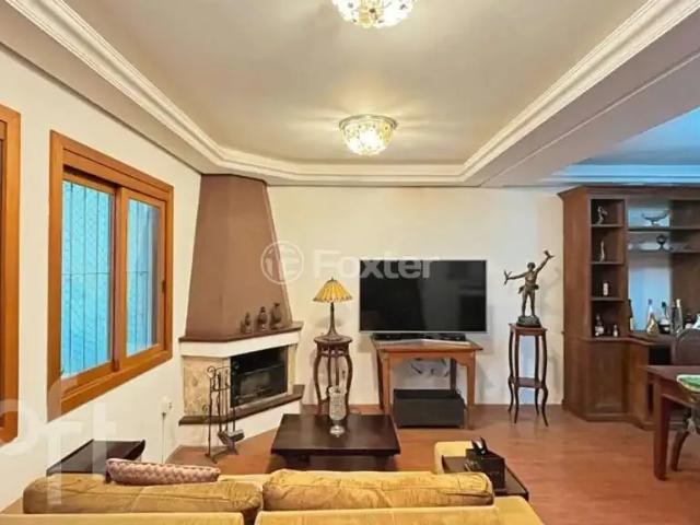 Casa / Sobrado para Venda em Porto Alegre/RS Jardim Isabel 3 Quartos