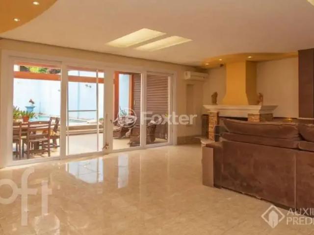 Casa / Sobrado para Venda em Porto Alegre/RS Jardim Isabel 3 Quartos