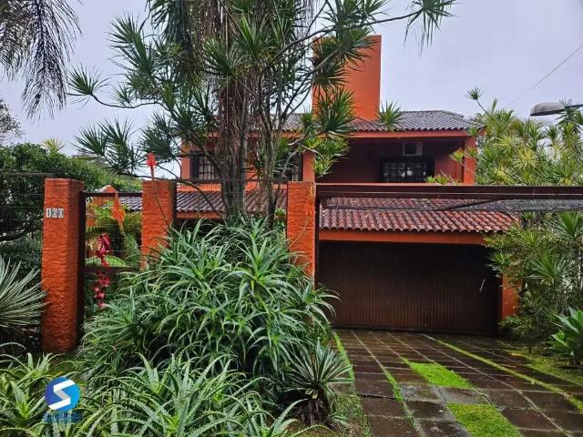 Casa / Sobrado para Venda em Porto Alegre/RS Jardim Isabel 4 Quartos