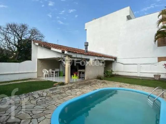 Casa / Sobrado para Venda em Porto Alegre/RS Jardim Isabel 3 Quartos