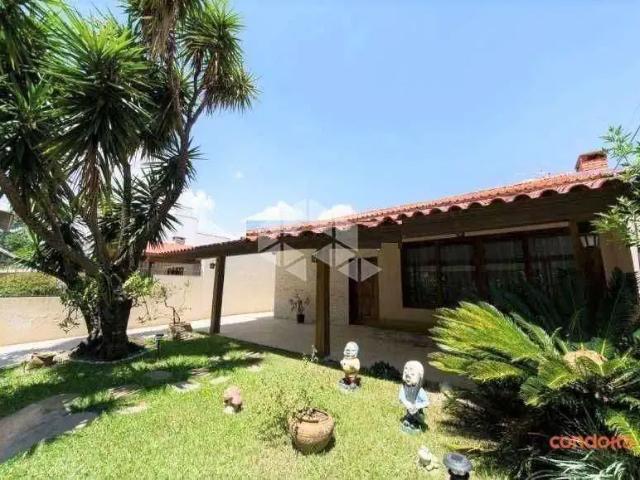 Casa / Sobrado para Venda em Porto Alegre/RS Jardim Isabel 3 Quartos