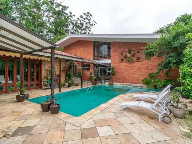 Casa / Sobrado para Venda em Porto Alegre/RS Jardim Isabel 4 Quartos