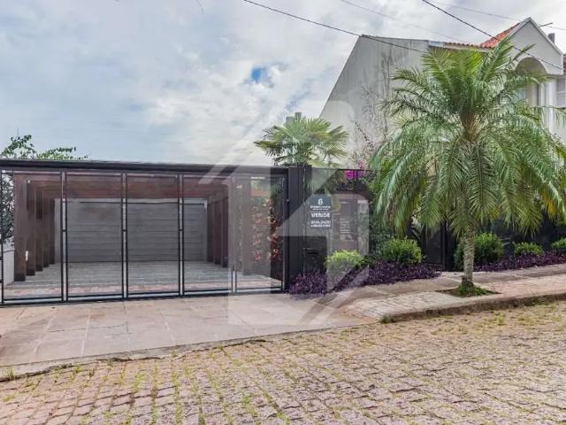 Casa / Sobrado para Venda em Porto Alegre/RS Jardim Isabel 4 Quartos