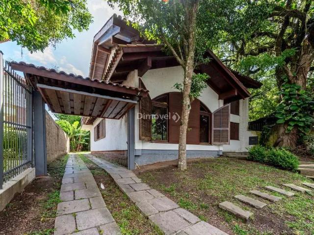 Casa / Sobrado para Venda em Porto Alegre/RS Jardim Isabel 5 Quartos