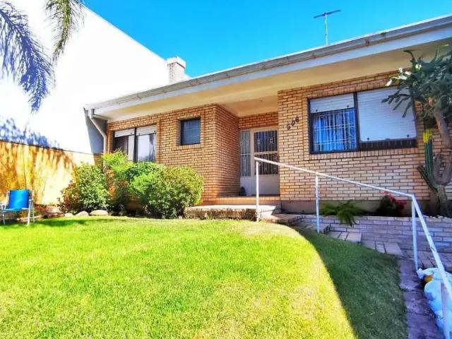 Casa / Sobrado para Venda em Porto Alegre/RS Jardim Itu Sabará 4 Quartos
