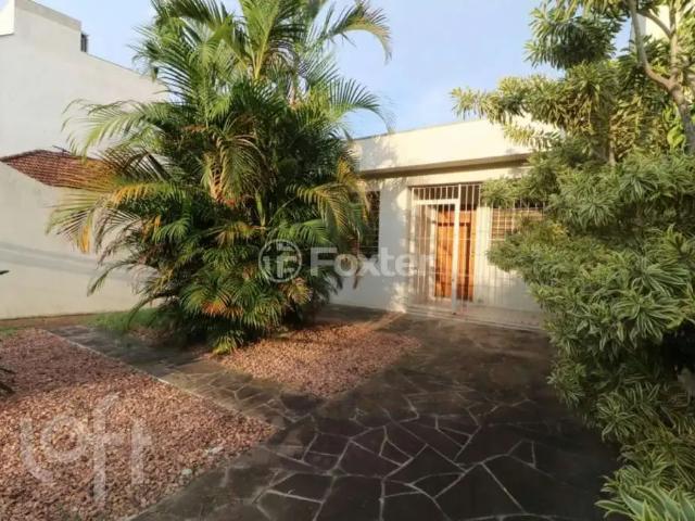 Casa / Sobrado para Venda em Porto Alegre/RS Jardim Itu Sabará 4 Quartos